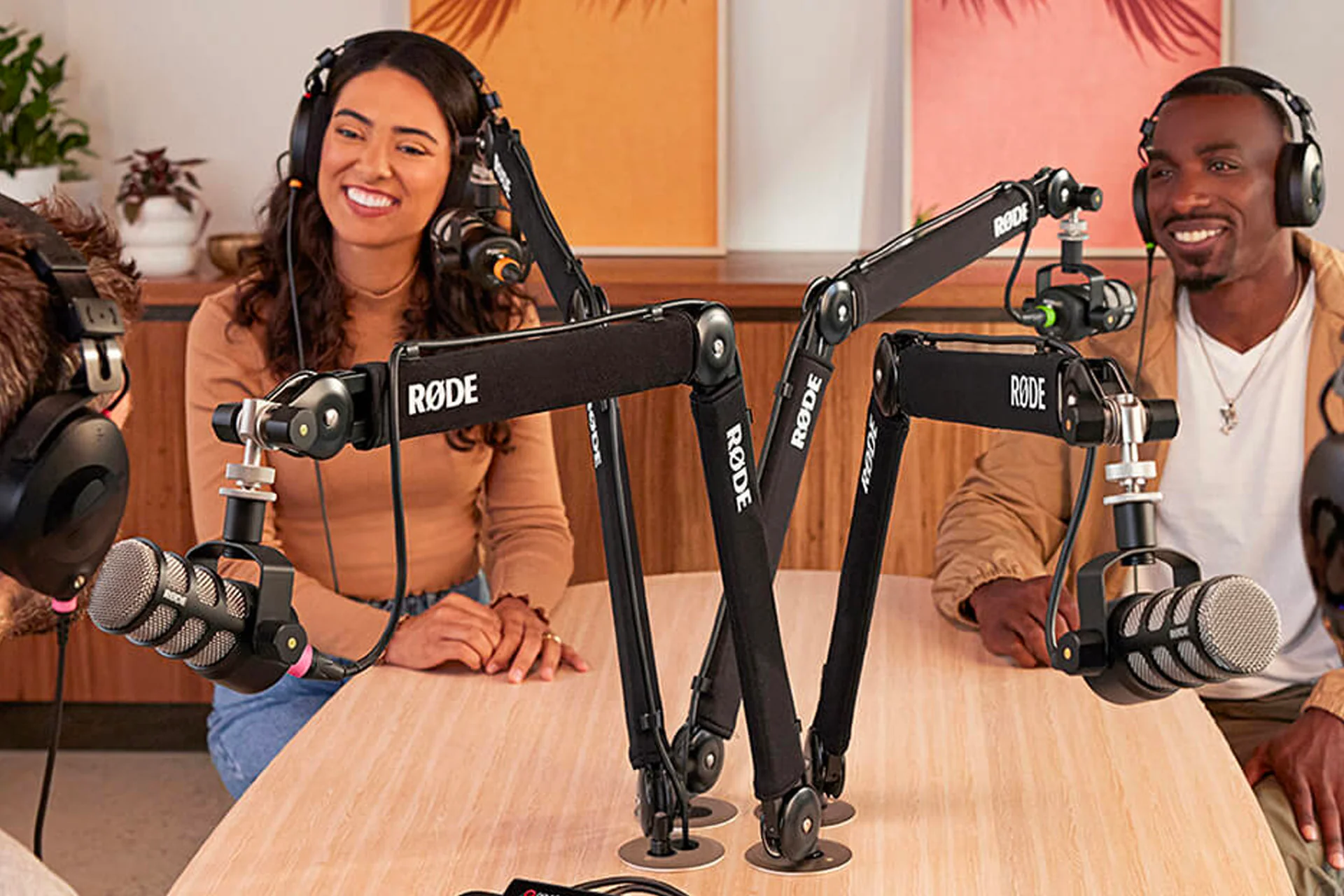 How to Record Multi-Channel Podcasts with One Interface - Audio Gear Hub